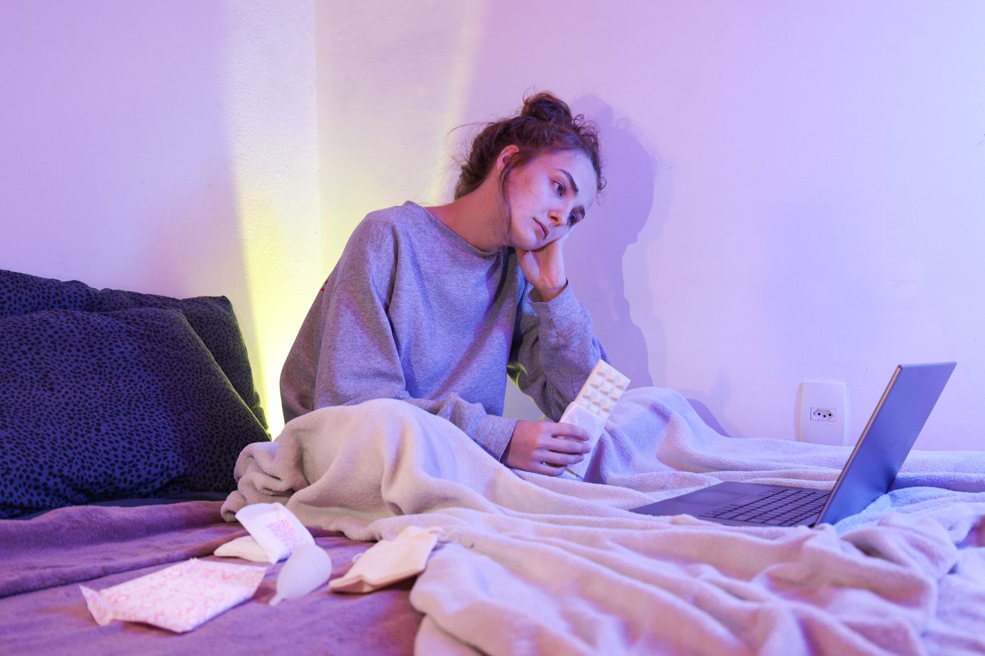 เหวี่ยงไม่ไหว 7 ทิปส์ช่วยจัดการมู้ดสวิงช่วง PMS - Pynpy'